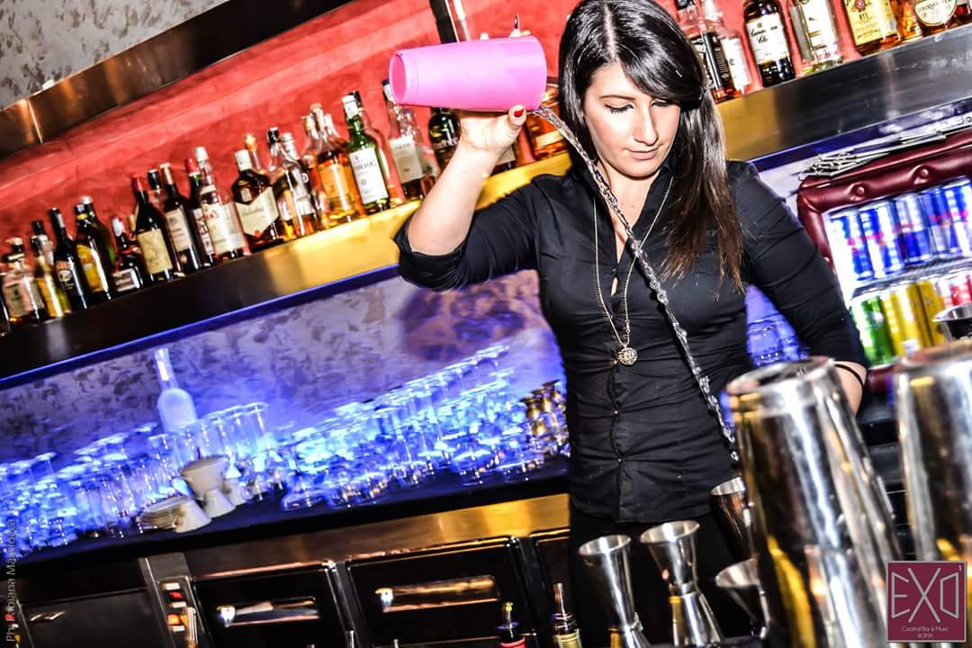 Come diventare Barlady e Lavorare in Inghilterra | Corsi Barlady